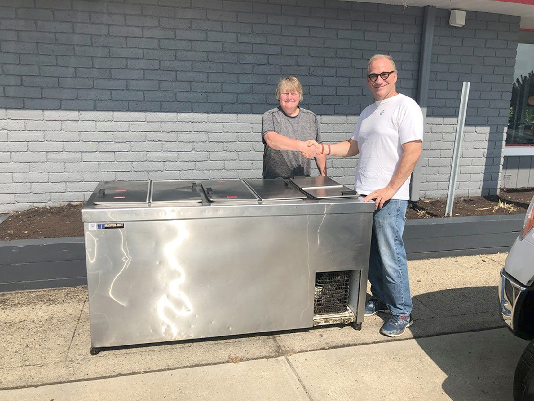 4-H Snack Bar receives freezer donation from Jimmy’s Restaurant | News ...